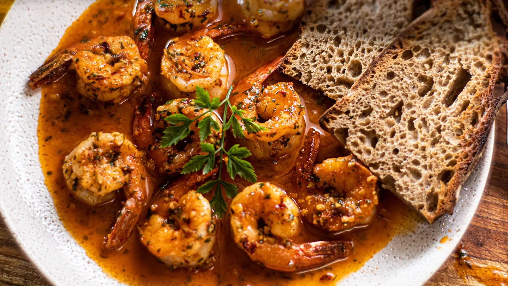 Delicious Smoked Paprika Prawns: A Flavorful Seafood Delight | Smokedbyewe