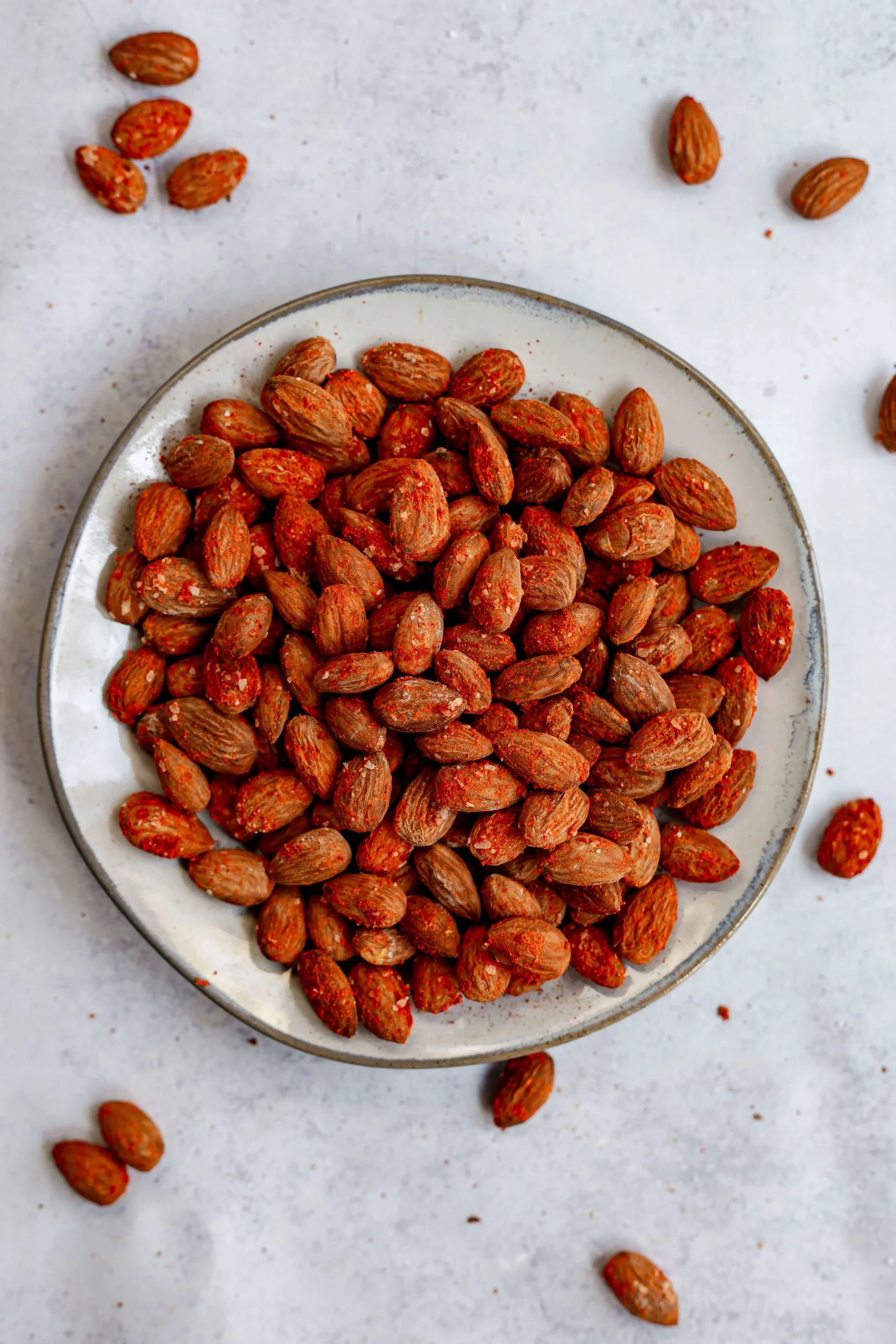 Delicious And Healthy Roasted Almonds With Smoked Paprika | Smokedbyewe